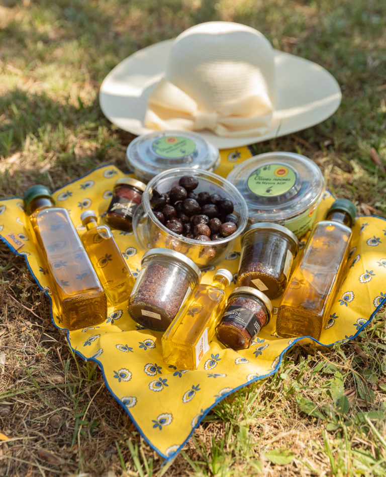 The olive tree road in Provence, off the beaten track - Itinera-magica.com