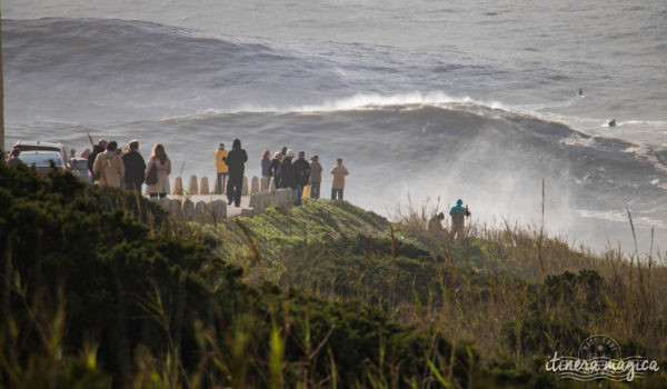 Seeing 100 feet waves in Nazaré, Portugal - Itinera-magica.com