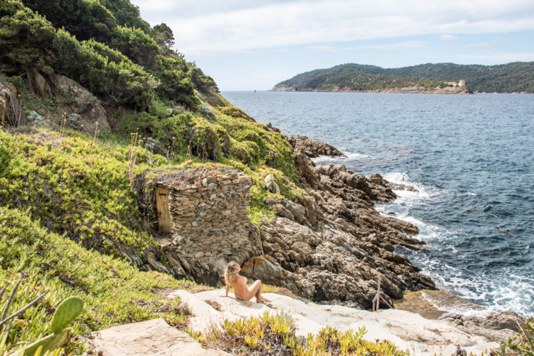 Tous à Poil Aventure Naturiste à Hyères Itinera