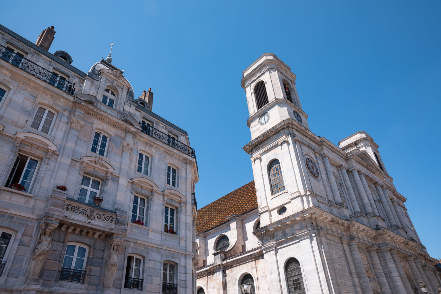 Besançon la belle, entre nature et citadelle - Itinera-magica.com