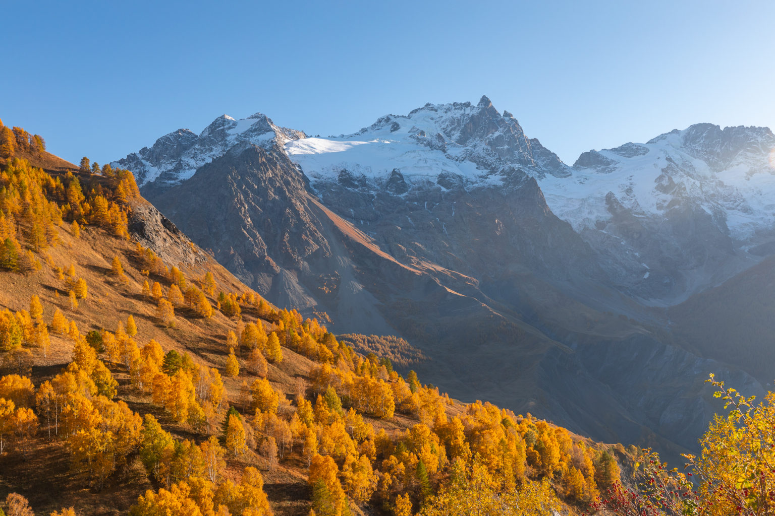 Sa Meijesté la Meije : rêves, randonnées et ascensions - Itinera-magica.com